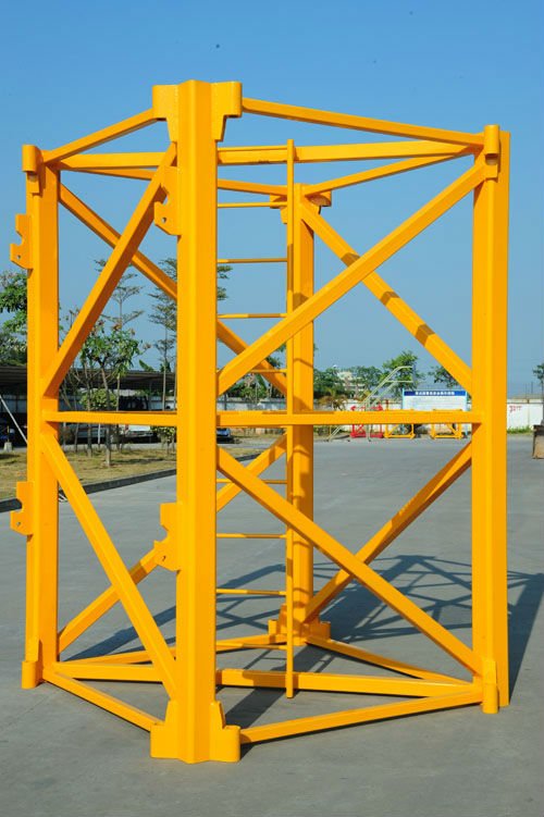 Supply Various models of Tower Crane Mast Section, View mast section ...